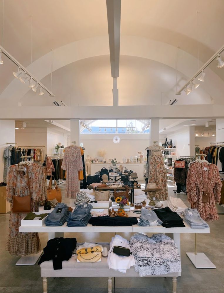 COCO GOOSE - MANCHESTER - Updated August 2025 - 103 Depot St ...