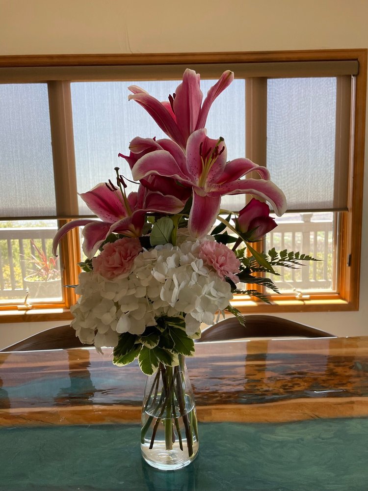 BLOOMTASTIC FLOWER SHOP - Updated December 2025 - 31 Photos & 11 ...