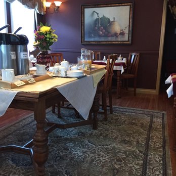 BEACON INN - Updated January 2025 - 28 Photos - 9724 3rd Street, Sidney ...