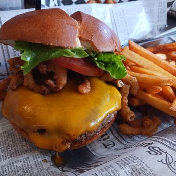 BURGER MOE’S - Updated September 2025 - 240 Photos & 360 Reviews - 242 ...