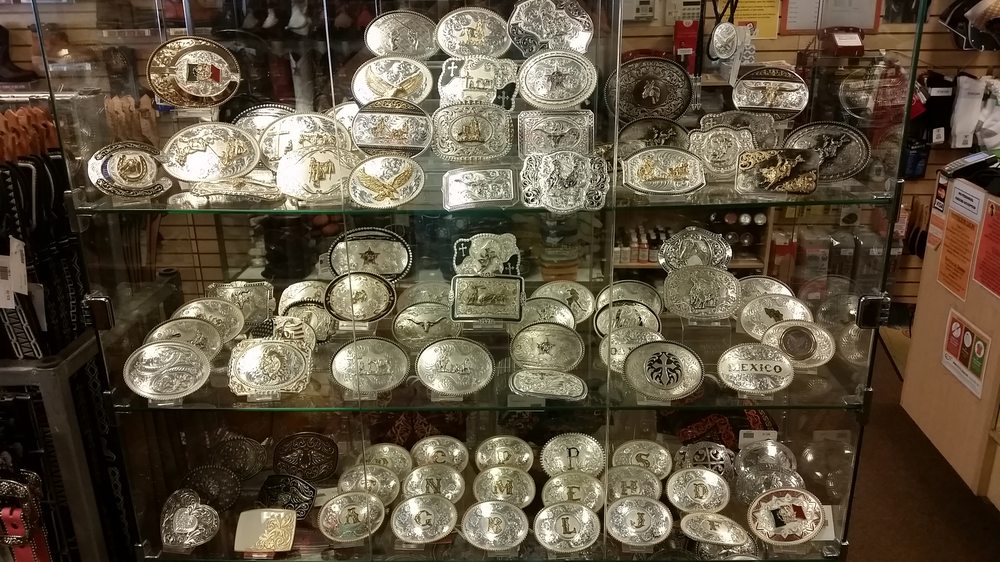 CALZADO LEON - Updated July 2025 - 443 Dutton Ave, Santa Rosa ...