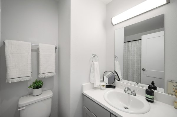 THE JUNCTION APARTMENTS - Updated October 2025 - 1050 Hobbit St, Fort ...