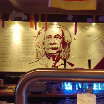 EINSTEIN - Updated December 2025 - 16 Photos & 11 Reviews - Lintgasse 4 ...