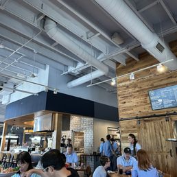 SALT TRADERS COASTAL COOKING - Updated July 2025 - 2570 Photos & 1585 ...