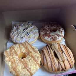 GROUNDS DONUT HOUSE - Updated June 2025 - 205 Photos & 59 Reviews ...