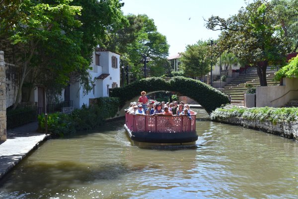 GO RIO SAN ANTONIO RIVER CRUISES - Updated October 2025 - 1133 Photos ...