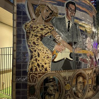 THE ESPEE - Updated December 2025 - 88 Photos & 32 Reviews - 1174 E ...