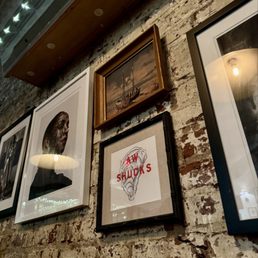 ST. ROCH FINE OYSTERS + BAR - Updated November 2025 - 947 Photos & 474 ...