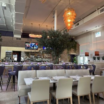 JAY LUIGI - Updated January 2026 - 376 Photos & 130 Reviews - 516 S ...