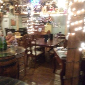 WAKEMAN ELEVATOR CRAFT BEER & WINE BARN - Updated December 2025 - 58 ...