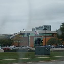 NAPERVILLE PUBLIC LIBRARY: 95TH STREET LIBRARY - 26 Photos & 18 Reviews ...