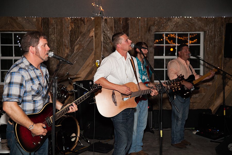 CIRCLE G GUEST RANCH & EVENT FACILITY - 2355 Campbellville Pike Rd ...