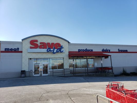 SAVE A LOT - Updated July 2025 - 14041 Puritas Ave, Cleveland, Ohio ...