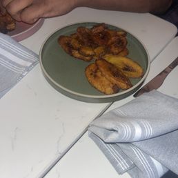 HUE BOSTON - Updated January 2026 - 204 Photos & 87 Reviews - 90 Exeter ...