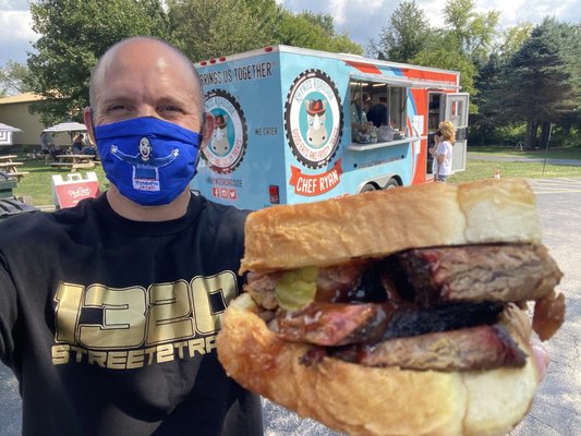 RHYNO’S ROADSIDE - Updated September 2025 - 39W149 Plank Rd, Elgin ...