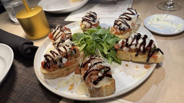 ELVIS ITALIAN GRILLE - Updated December 2025 - 71 Photos & 35 Reviews ...