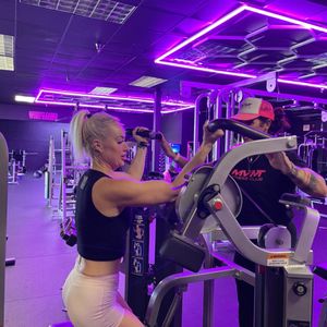 MAXIMUM FITNESS - Updated August 2024 - 25 Photos & 81 Reviews - 8551 E ...