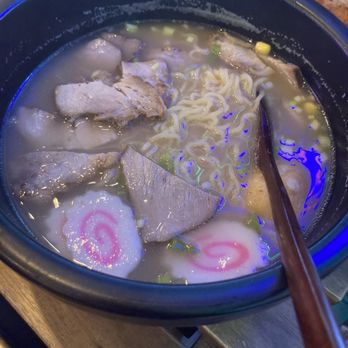 CHOWOLOGY: ASIAN KITCHEN - Updated December 2024 - 426 Photos & 177 ...