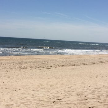 EAST HAMPTON MAIN BEACH - Updated December 2025 - 74 Photos & 37 ...