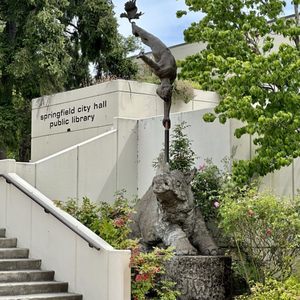 EUGENE PUBLIC LIBRARY - Updated September 2025 - 74 Photos & 65 Reviews ...