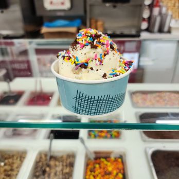 CARVEL ICE CREAM SUPERMARKET - Updated January 2026 - 38 Photos & 21 ...