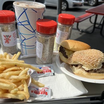 RED RABBIT DRIVE IN - Updated November 2025 - 133 Photos & 163 Reviews ...