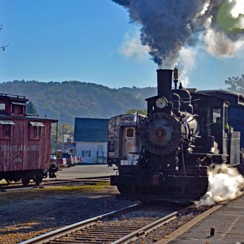 HOCKING VALLEY SCENIC RAILWAY - Updated December 2025 - 34 Photos & 45 ...