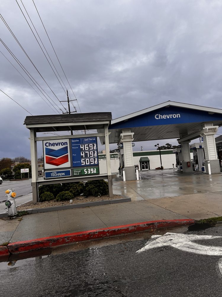 CHEVRON - Updated May 2026 - 20 Reviews - 1042 Del Monte Ave, Monterey ...