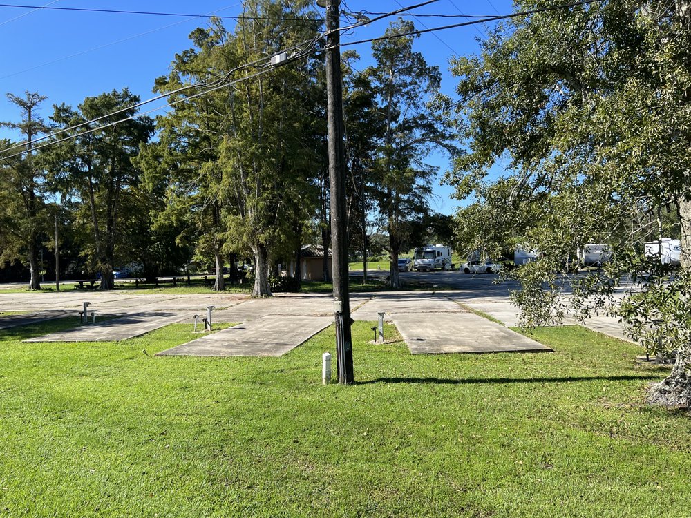 RIVERSIDE RV PARK - Updated October 2025 - 33195 LA-75, Plaquemine ...
