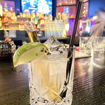 PUTTSHACK - BOSTON - Updated July 2025 - 422 Photos & 237 Reviews - 58 ...