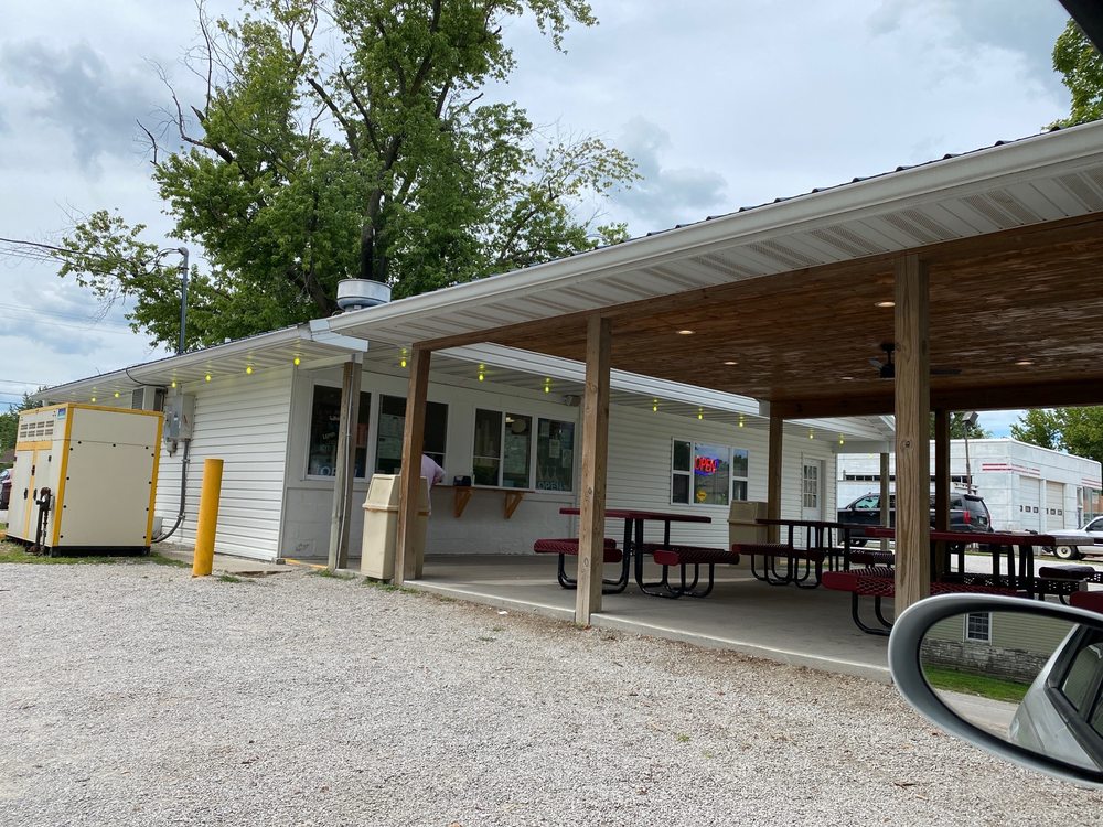 VILLAGE DRIVE-IN - Updated April 2024 - 11 Photos & 19 Reviews - 212 S ...