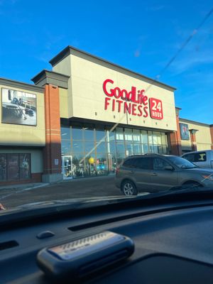 GOODLIFE FITNESS - 17 Photos & 36 Reviews - 3803 Calgary Trail NW ...