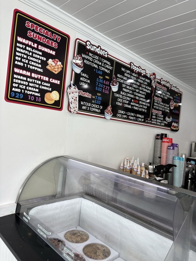 SUNDAES THE ICE CREAM PLACE - Updated October 2025 - 89 Photos & 88 ...
