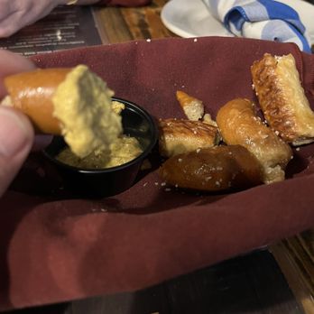 CHECKERS OLD MUNCHEN - 687 Photos & 510 Reviews - 2209 E Atlantic Blvd ...