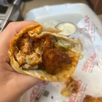 SIDELINES GRILLE - Updated October 2025 - 53 Photos & 110 Reviews - 147 ...