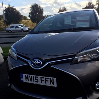 RRG TOYOTA ROCHDALE - Updated October 2025 - 17 Photos - Edinburgh Way ...