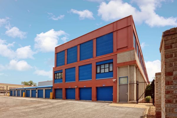 EZSTORAGE - Updated July 2025 - 16 Photos - 8514 Liberty Rd ...