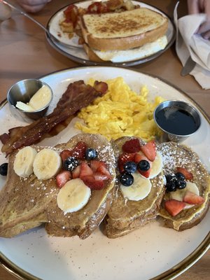 PELICAN BREAKFAST & LUNCH- PASADENA - 18 Photos & 20 Reviews - 7315 ...