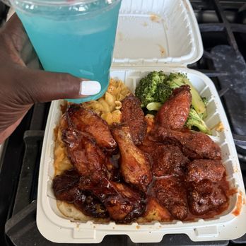 TEV’S KITCHEN - Updated July 2025 - 133 Photos & 178 Reviews - 1905 W ...