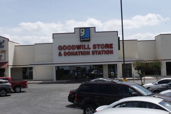 GOODWILL STORE DONATION STATION AND GOOD CAREERS CENTER - Updated May ...