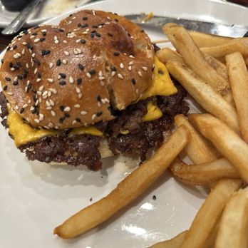 JUNCTION 35 SPIRITS - TANGER - Updated July 2025 - 75 Photos & 69 ...