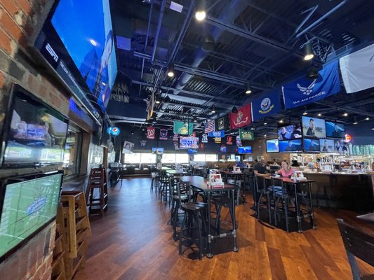 KICKBACK JACK’S - Updated December 2025 - 185 Photos & 140 Reviews ...