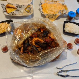 CRAWFISH KING - 694 Photos & 595 Reviews - Cajun/Creole - 725 S Lane St ...