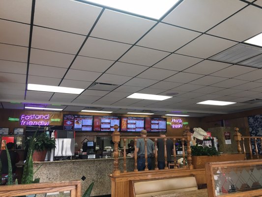 JUMPING J’S - 43 Photos & 39 Reviews - Burgers - 898 S Irby St ...