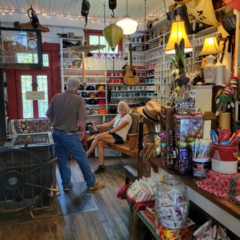 RABBIT HASH GENERAL STORE - Updated October 2025 - 229 Photos & 36 ...