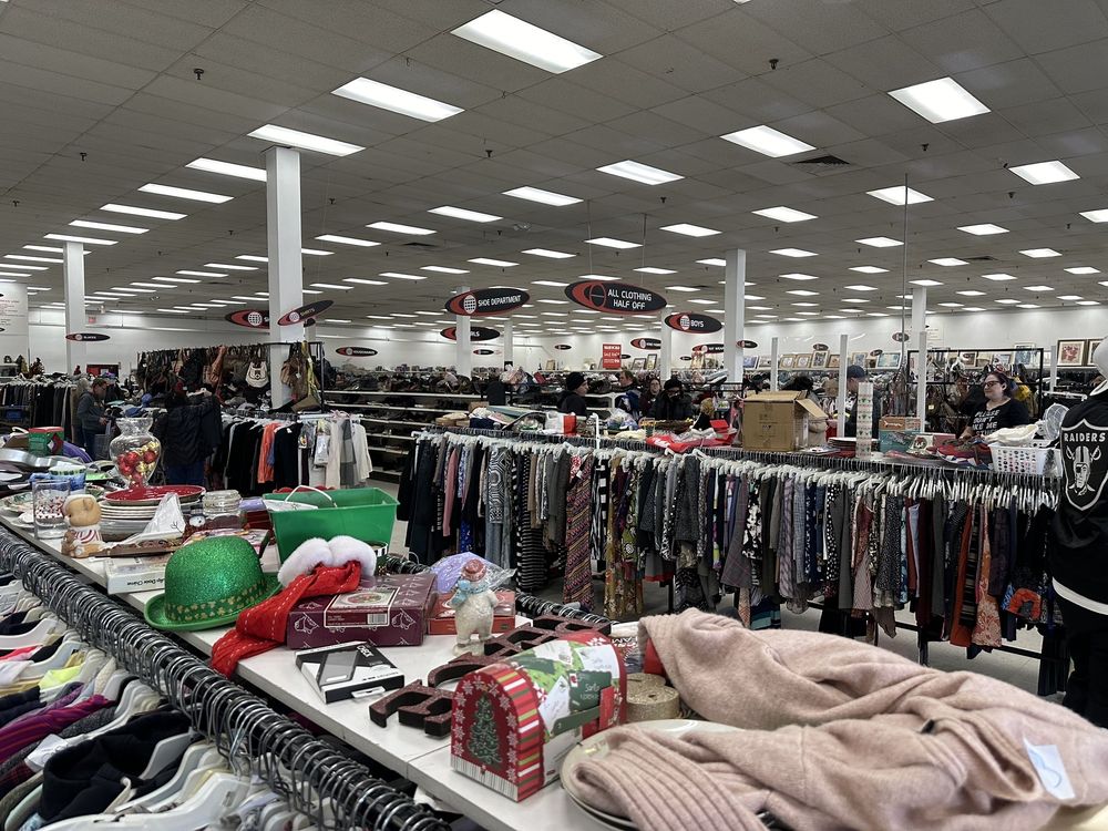 VALUE WORLD - Updated January 2026 - 19 Photos & 30 Reviews - 22615 ...