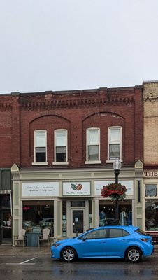 THAT PLACE ON QUEEN - Updated December 2025 - 29 Photos - 180 Queen ...