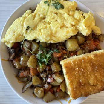 THE DAILY DINER - Updated December 2025 - 133 Photos & 66 Reviews - 240 ...