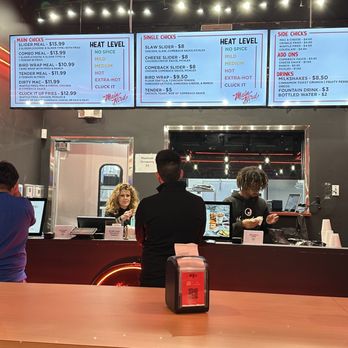 MAIN BIRD HOT CHICKEN - Updated July 2025 - 48 Photos & 48 Reviews ...