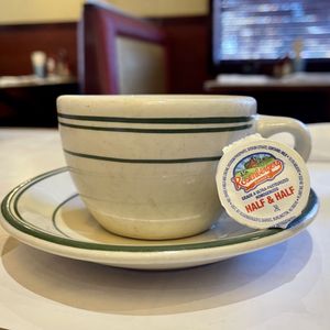 AMWELL VALLEY DINER RESTAURANT - 24 Photos & 43 Reviews - 400 Rt 31 ...